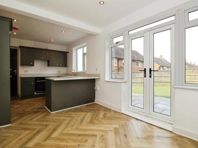 3 bedroom semi detached house for sale in Fernbank Avenue, Leeds, LS13