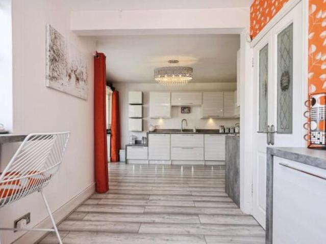 3 bedroom semi detached house for sale in Fernwood Croft, Birmingham, West Midlands, B14