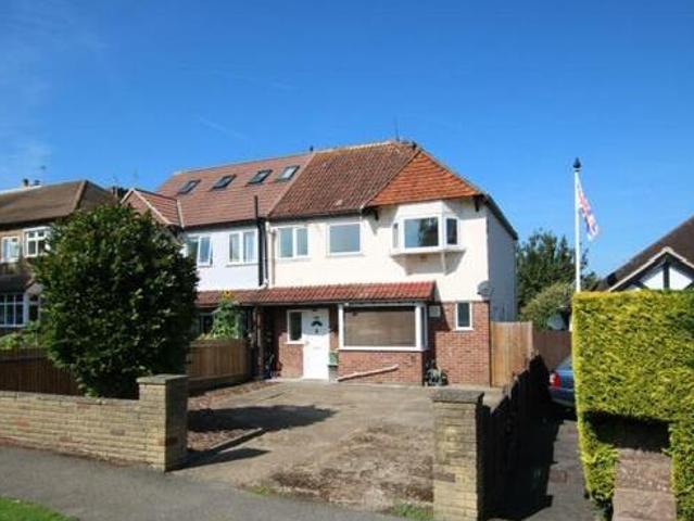 3 Bedroom Semi detached House For Sale In Fetcham