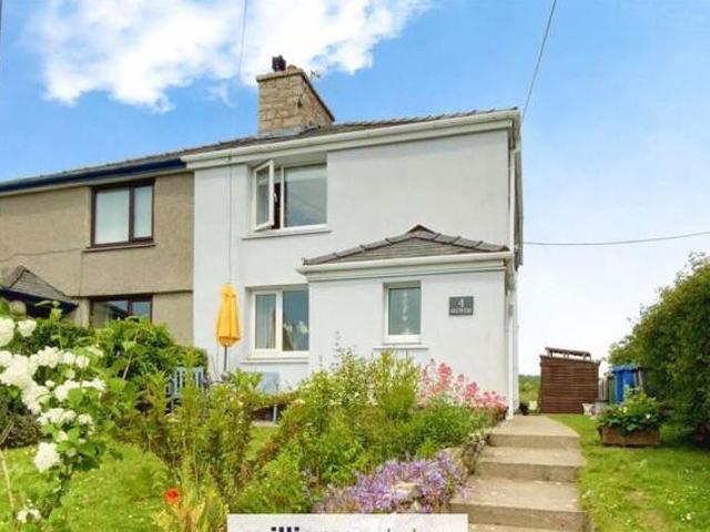 3 Bedroom Semi detached House For Sale In Ffordd Bryn y garn