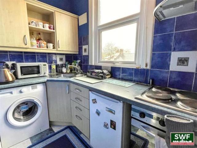 3 bedroom semi detached house for sale in Finchfield Road, Wolverhampton, WV3