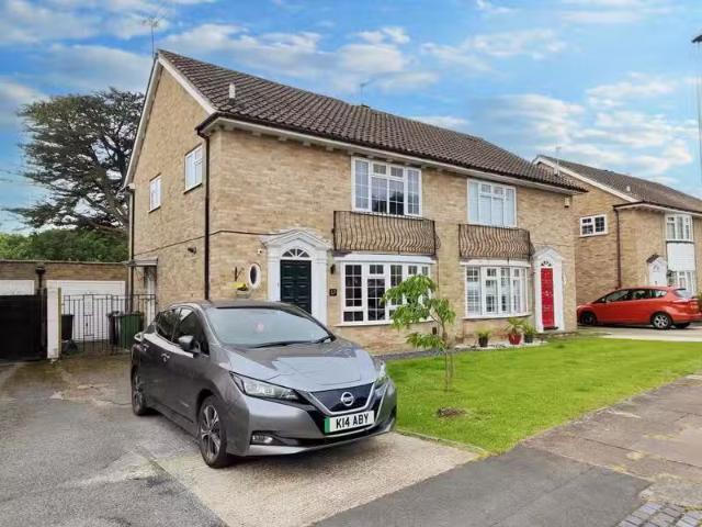 3 bedroom semi detached house for sale in Firwood Close, Eastb.