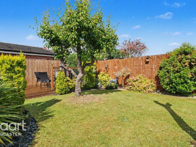 3 bedroom semi detached house for sale in Firbeck Road, Bennetthorpe, Doncaster, DN4