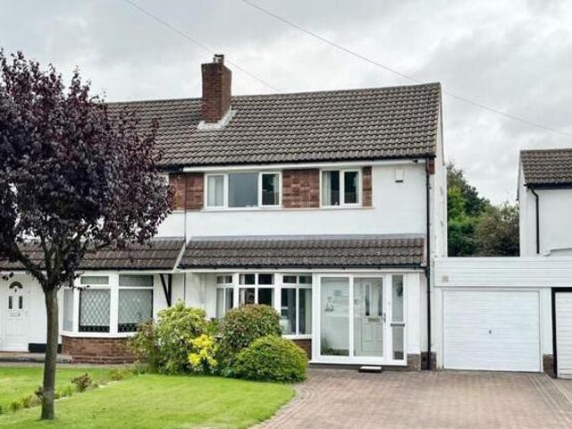 3 Bedroom Semi detached House For Sale In Four Oaks