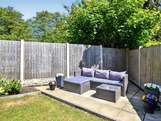 3 bedroom semi detached house for sale in Foxwood Walk, Leeds, LS8
