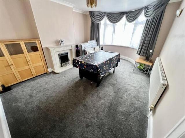 3 bedroom semi detached house for sale in Fox Hollies Road, Hall Green, Birmingham, B28