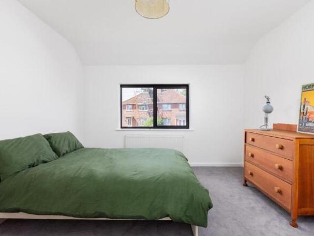 3 bedroom semi detached house for sale in Foxcroft Road, Greenbank, BS5