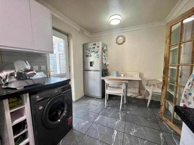 3 bedroom semi detached house for sale in Fleetwood Court, Swindon, Wiltshire, SN5
