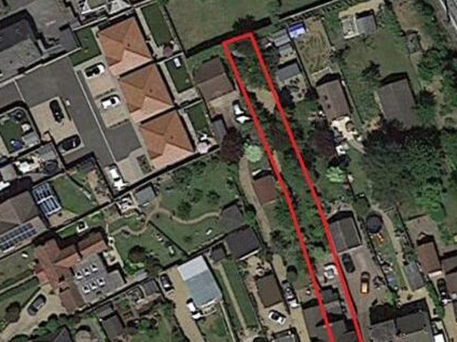 3 Bedroom Semi detached House For Sale In Flitwick, Bedfordshire