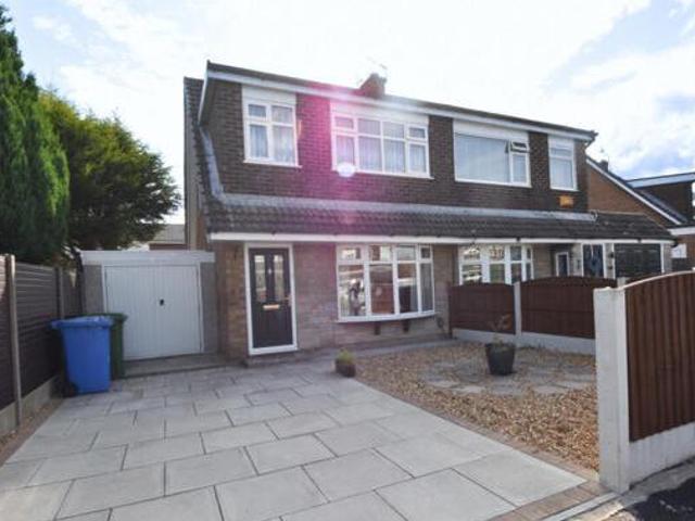 3 Bedroom Semi detached House For Sale In Flixton