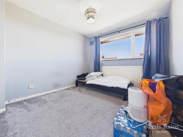 3 bedroom semi detached house for sale in Frankland Road, Framwellgate Moor, Durham, DH1