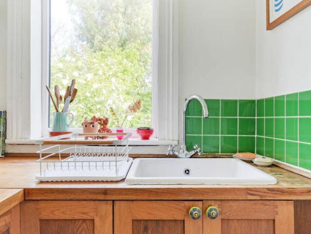 3 bedroom semi detached house for sale in Freedom Road, Walkley, Sheffield, S6