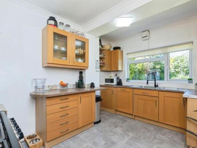 3 bedroom semi detached house for sale in Frinton Avenue, Leicester, LE5