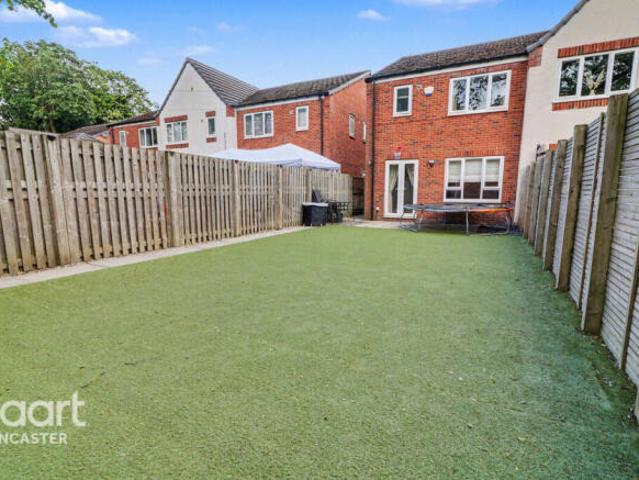 3 bedroom semi detached house for sale in Fulwood Drive, Balby, Doncaster, DN4