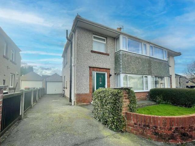 3 Bedroom Semi detached House For Sale In Fulwood
