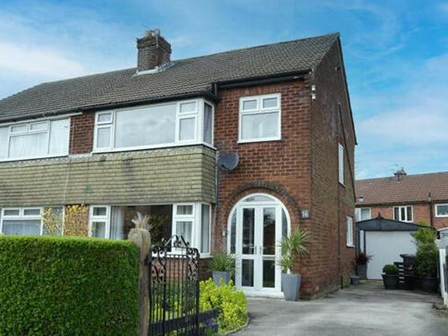 3 Bedroom Semi detached House For Sale In Fulwood