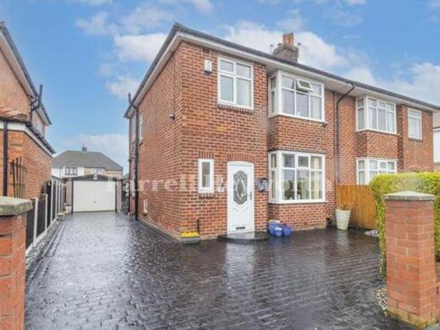 3 Bedroom Semi detached House For Sale In Fulwood