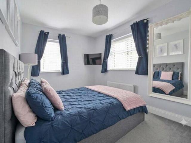 3 bedroom semi detached house for sale in Fullers Avenue, Watford, Hertfordshire, WD25