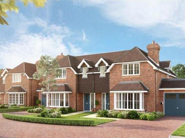3 Bedroom Semi detached House For Sale In Fullers Road, Rowledge
