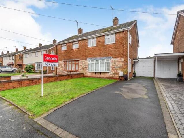 3 bedroom semi detached house for sale in Gandy Road, Willenhall, WV12