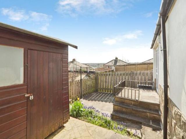 3 bedroom semi detached house for sale in Gaisby Lane, Shipley, BD18