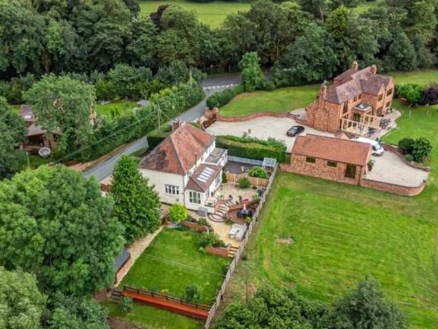 3 Bedroom Semi detached House For Sale In Galtons Lane, Belbroughton