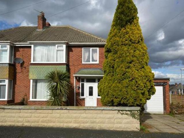 3 Bedroom Semi detached House For Sale In Garforth, Leeds