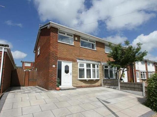 3 Bedroom Semi detached House For Sale In Garswood, Wigan