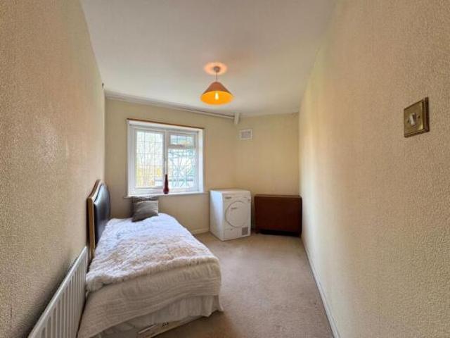 3 bedroom semi detached house for sale in Gaskarth Road, Edgware, HA8