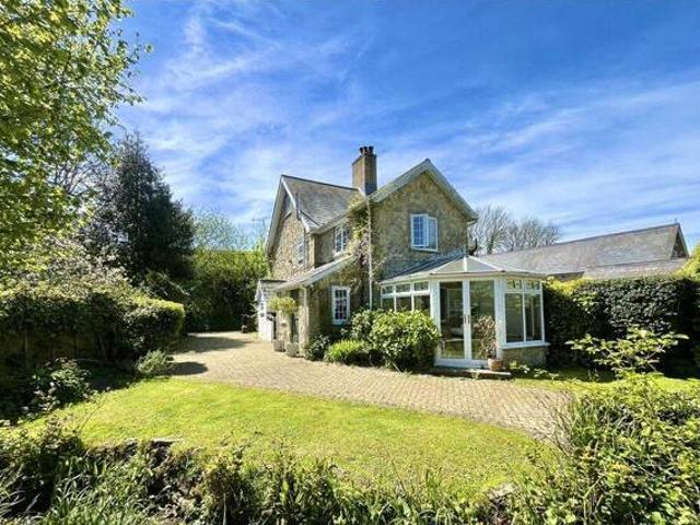 3 Bedroom Semi detached House For Sale In Gatcombe