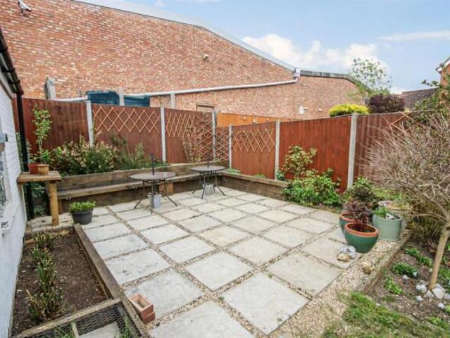 3 bedroom semi detached house for sale in Gateley Gardens, Norwich, NR3