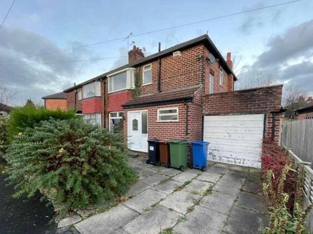 3 Bedroom Semi detached House For Sale In Gatley
