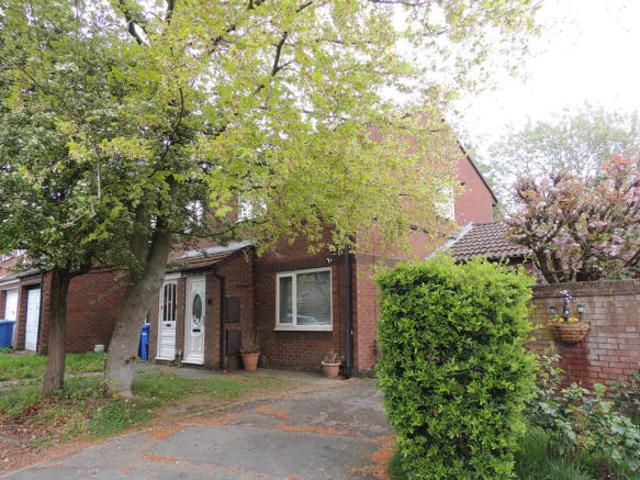 3 bedroom semi detached house for sale in Gilderdale Close, Gorse Covert, Birchwood, Warrington, WA3
