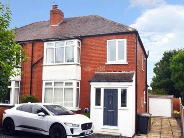 3 Bedroom Semi detached House For Sale In Gildersome, Morley