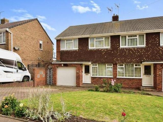 3 Bedroom Semi detached House For Sale In Gillingham, Kent