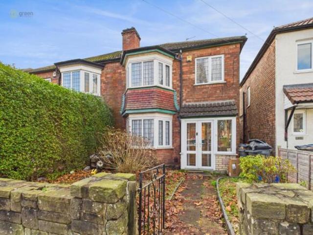 3 bedroom semi detached house for sale in Goosemoor Lane, Birmingham, B23