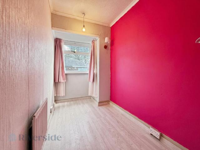 3 bedroom semi detached house for sale in Goddard Avenue, Hull, HU5