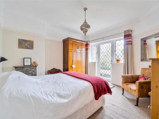 3 bedroom semi detached house for sale in Goddington Lane, Orpington, BR6