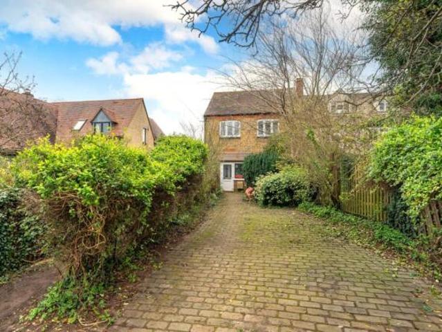 3 bedroom semi detached house for sale in Godstow Road, Wolvercote, OX2