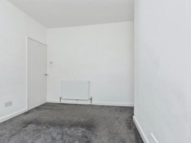 3 bedroom semi detached house for sale in Goldhill, Leicester, Leicestershire, LE2