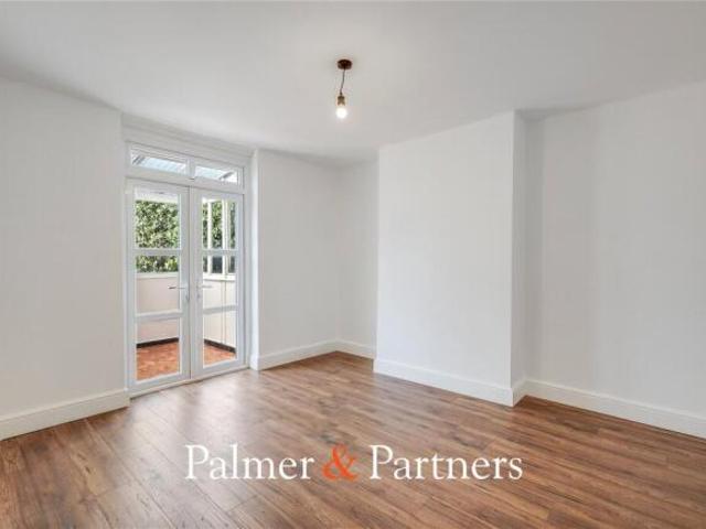 3 bedroom semi detached house for sale in Goldlay Avenue, Old Moulsham, Chelmsford, Essex, CM2