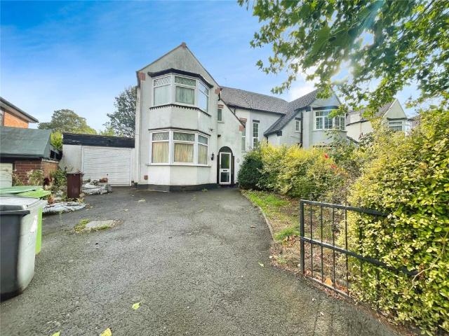 3 bedroom semi detached house for sale in Goldthorn Hill, Wolverhampton, West Midlands, WV2