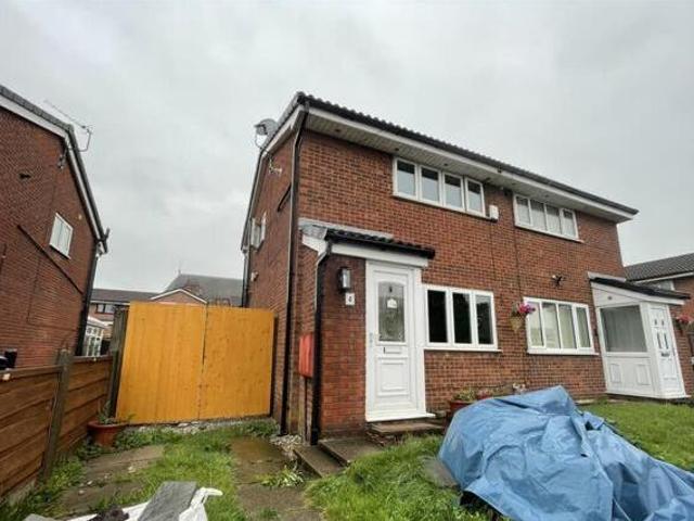 3 Bedroom Semi detached House For Sale In Gorton