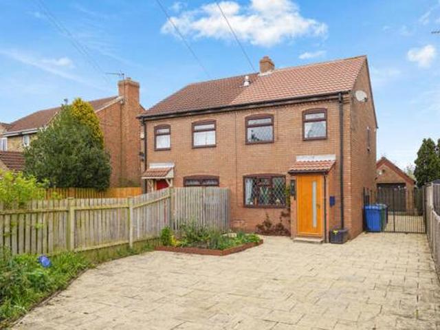 3 Bedroom Semi detached House For Sale In Gowdall