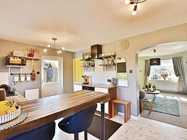 3 bedroom semi detached house for sale in Goxhill Close, Doddington Park, Lincoln, LN6