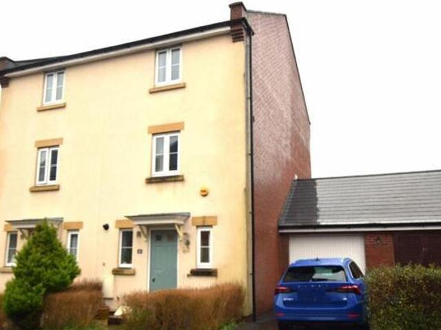 3 Bedroom Semi detached House For Sale In Gloucester, Gloucestershire