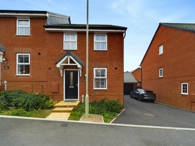 3 Bedroom Semi detached House For Sale In Gloucester, Gloucestershire