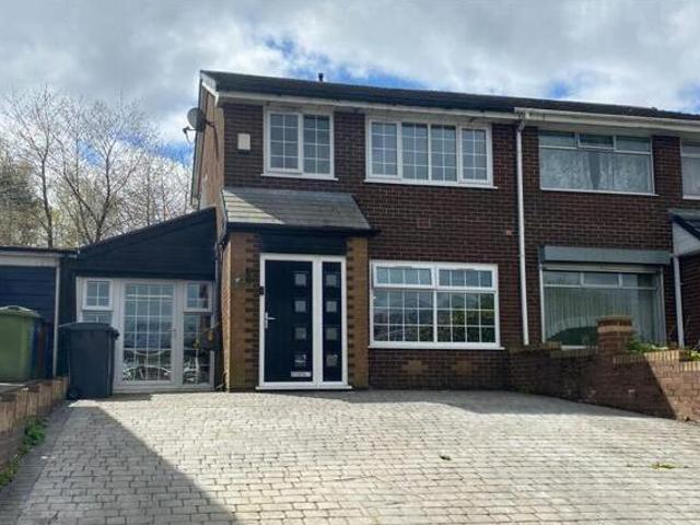 3 Bedroom Semi detached House For Sale In Glodwick