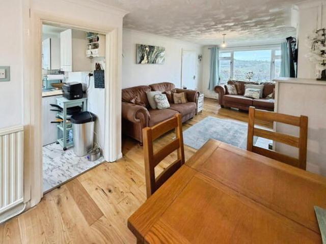3 bedroom semi detached house for sale in Glan Dulais, Dunvant, Swansea, SA2 7RT, SA2