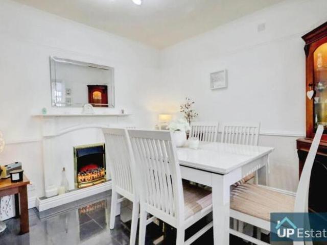 3 bedroom semi detached house for sale in Gleneagles Road, CV2